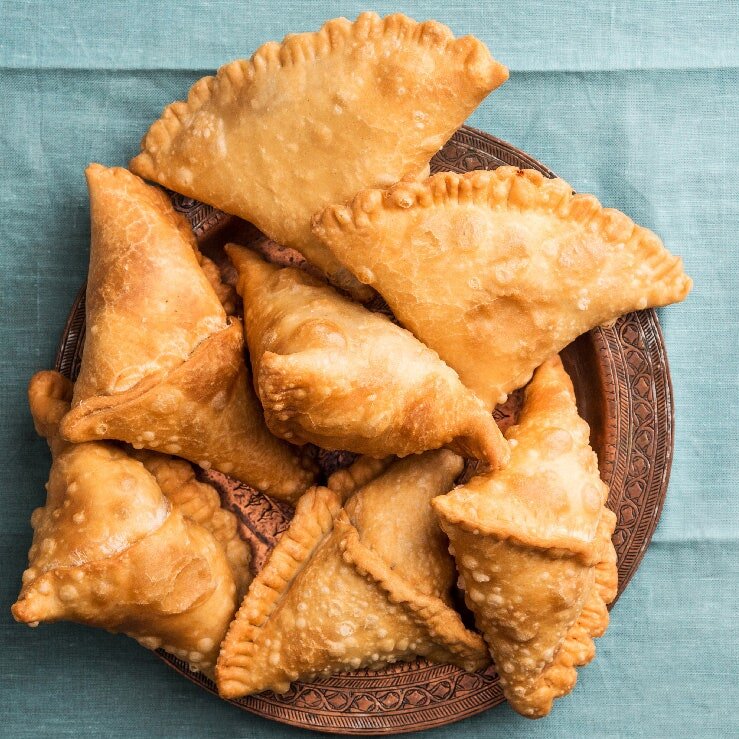 The Art of Pairing Chai with Snacks